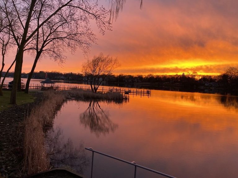 Diamond Lake IL Limousine Services | Car Service | Limo Service | O ...